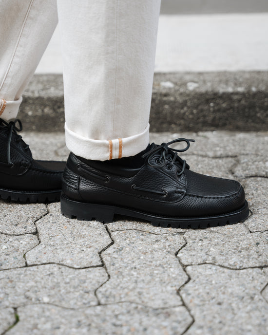 Velasca | Scarpa da barca nera con suola Vibram, in vera pelle